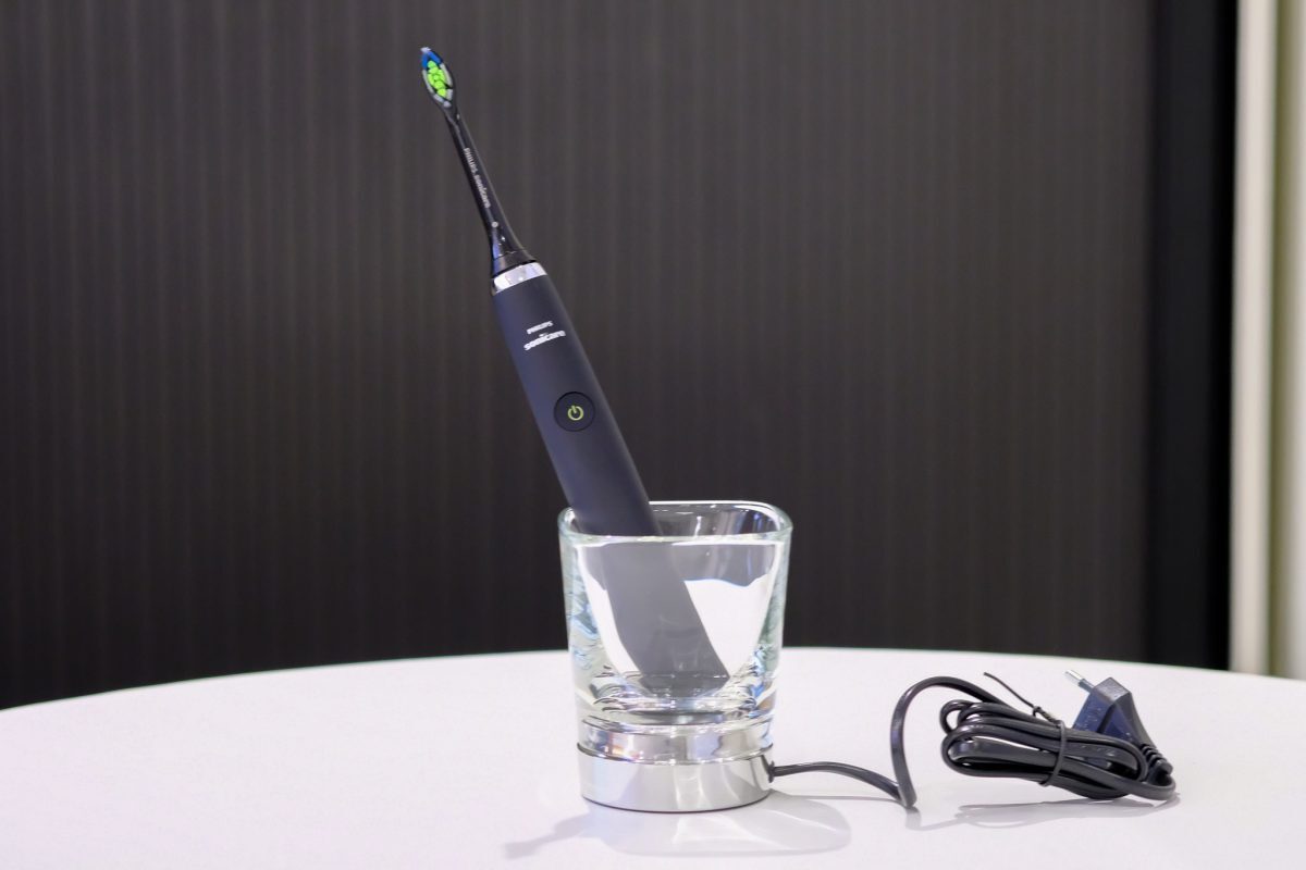 Philips Sonicare DiamondClean Black Edition - Something To Smile About ...
