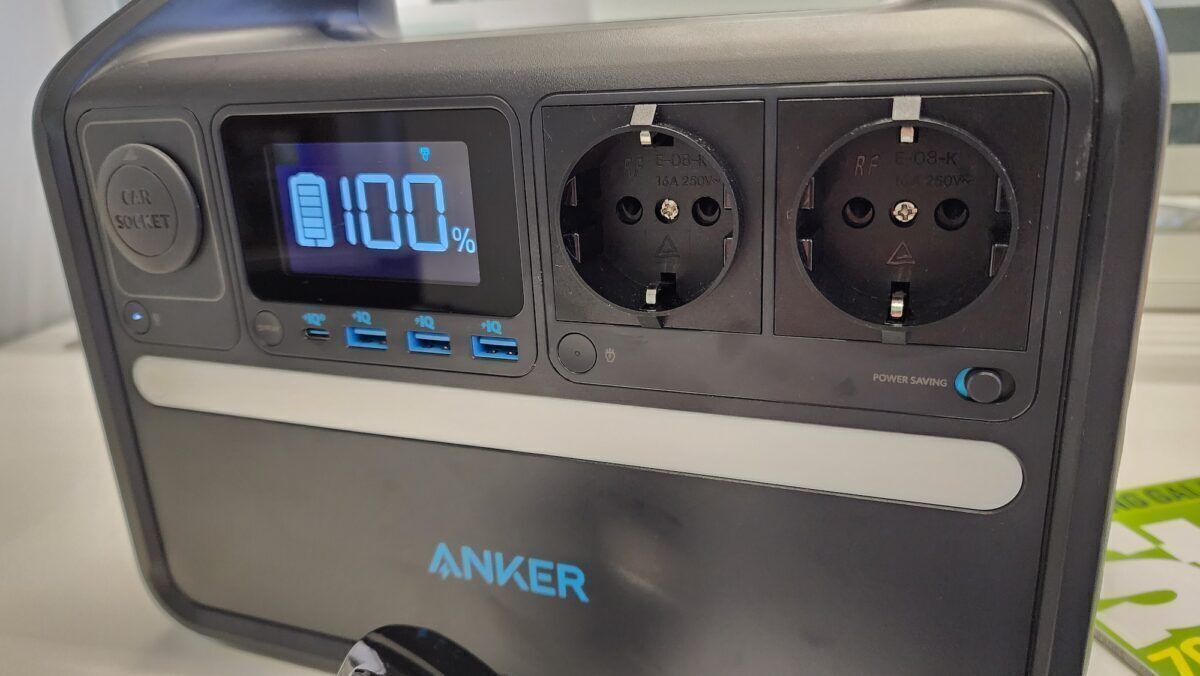 Anker 535 512Wh Portable Power Station review - Uncomplicate your life ...