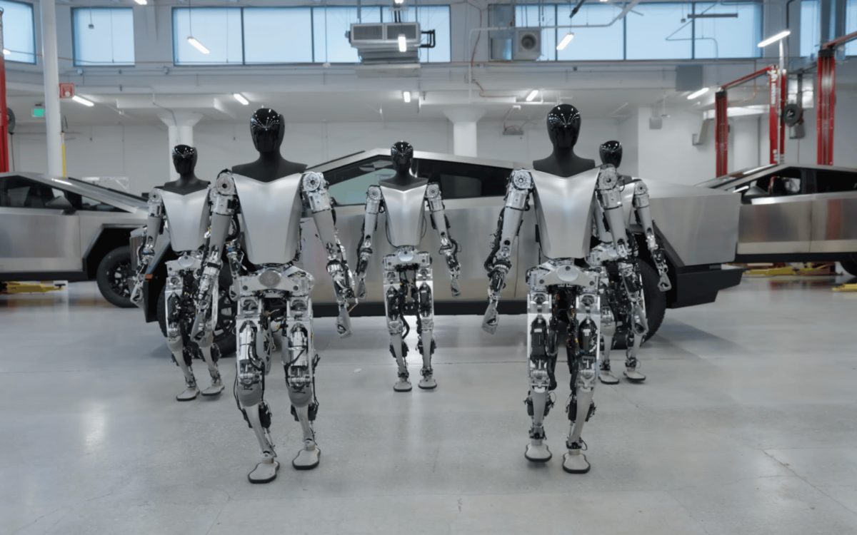 Tesla's Humanoid Robot Is Now Capable Of Walking Menacingly Towards ...