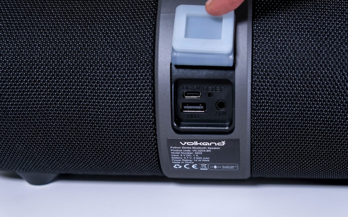 VolkanoX Python Series Bluetooth Speaker Review - Won't Strangle Your ...