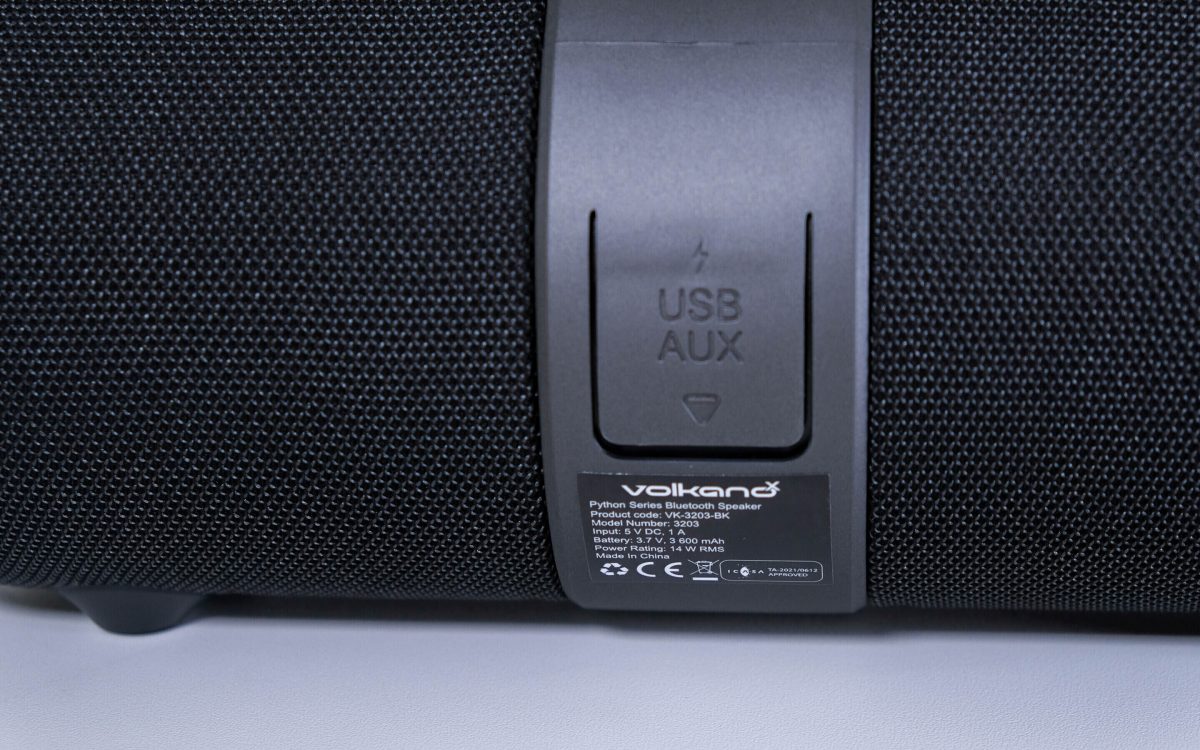 VolkanoX Python Series Bluetooth speaker review - Won't strangle your ...