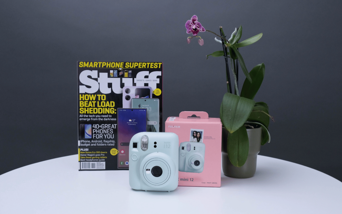 Fujifilm Instax Mini 12 Review - Foolproof Design And Pretty Pictures ...