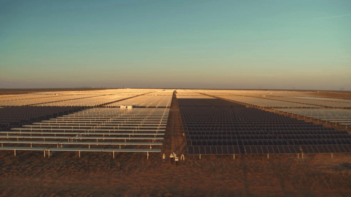 Light Start: Buds but smart, TotalEnergies's solar start, One Piece ...