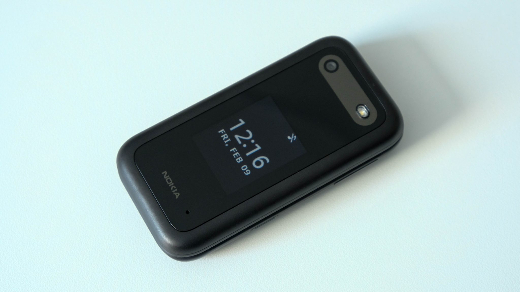 Nokia 2660 Flip Review - A Flipping Neat Little Budget Phone - Stuff ...