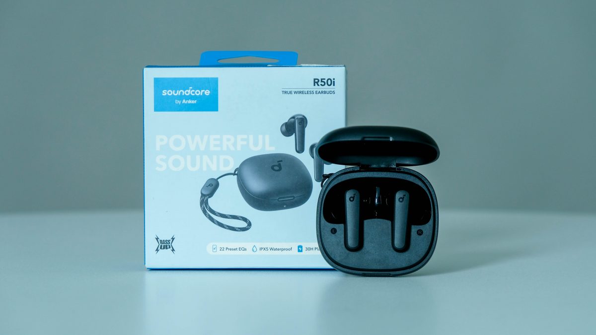 Soundcore R50i Review - Big Bass On A Baby Budget - Stuff South Africa