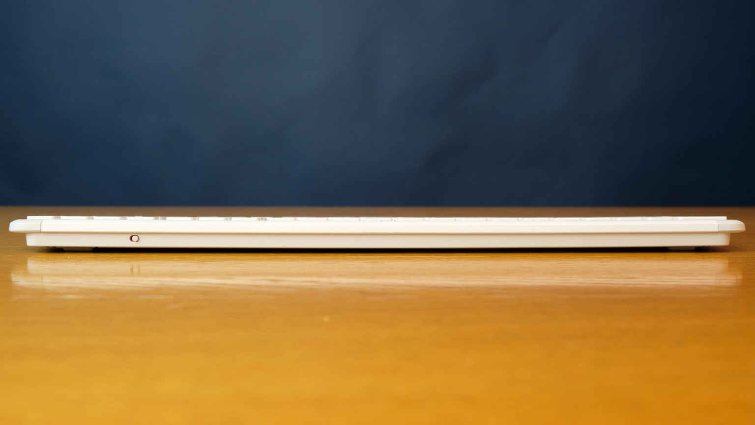 Logitech Signature Slim MK950 Combo review – A knack for the clickety ...