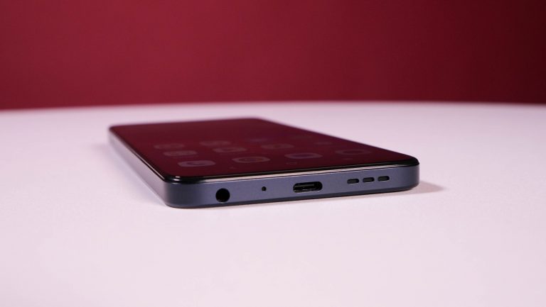 TCL 505 Review – Brand New Budget Beater - Stuff South Africa