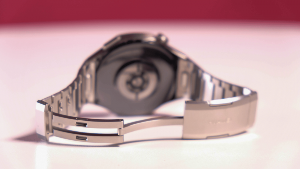 Huawei Watch GT 5 Pro Titanium Review – A Pricey Chunk Of Capable ...