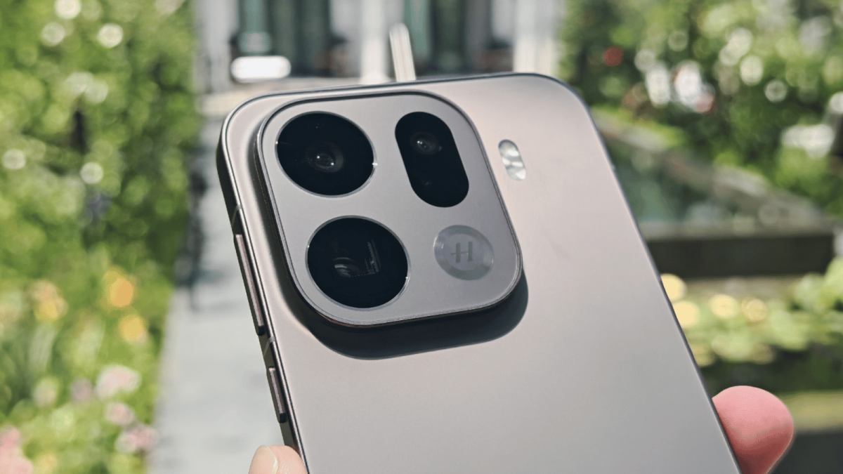 Oppo Launches Flagship Find X9 Pro In South Africa - Stuff South Africa