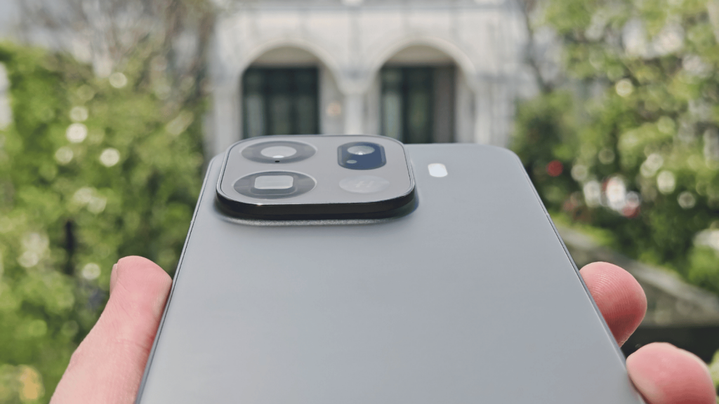 Oppo Launches Flagship Find X9 Pro In South Africa - Stuff South Africa